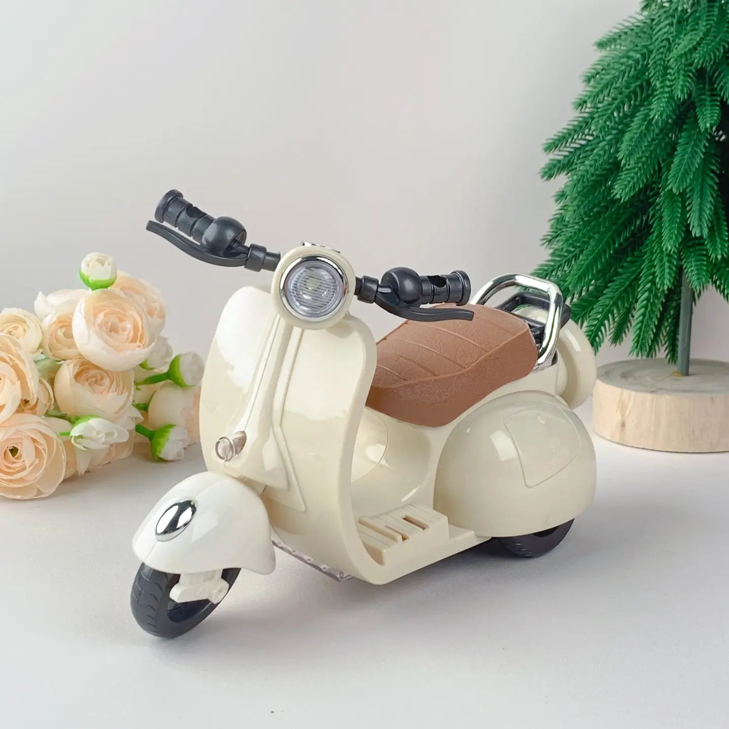 Motorcycle for labubu - beige – Tugboat & The Bird